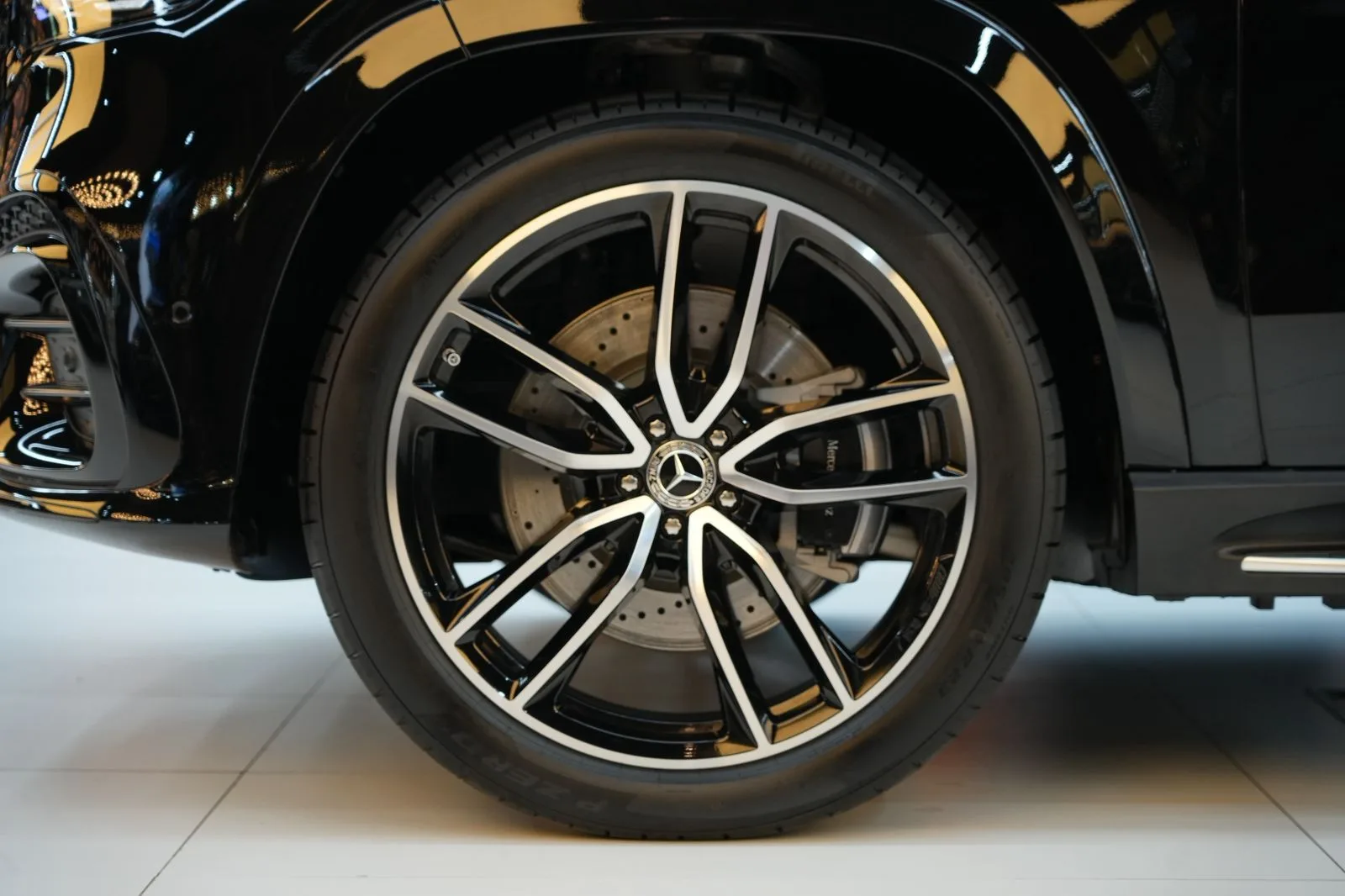 2026 Mercedes-Benz GLS 450 - MW Motors
